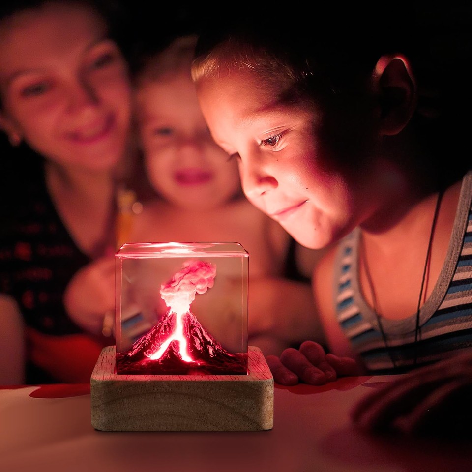 Volcano Night Lights Lava Lamp Volcano Eruption Ornament 3D Mini Lava ...