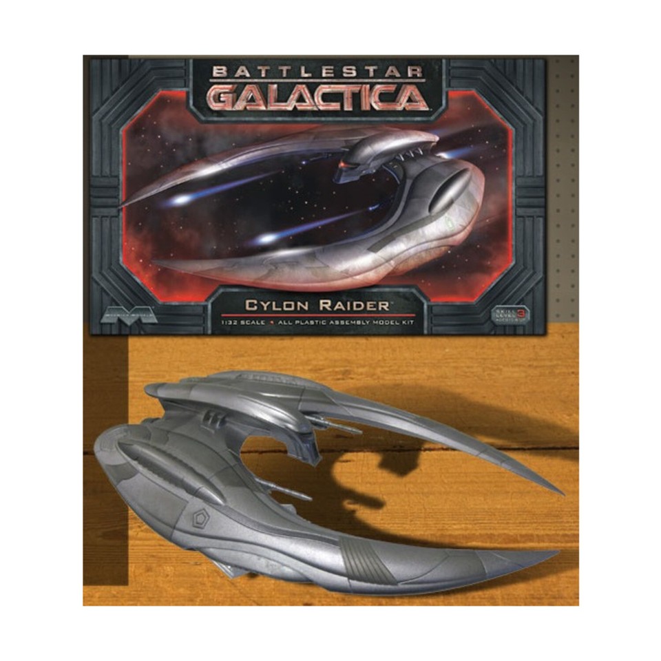 Moebius Models Model Kit Battlestar Galactica - Cylon Raider SW (New ...