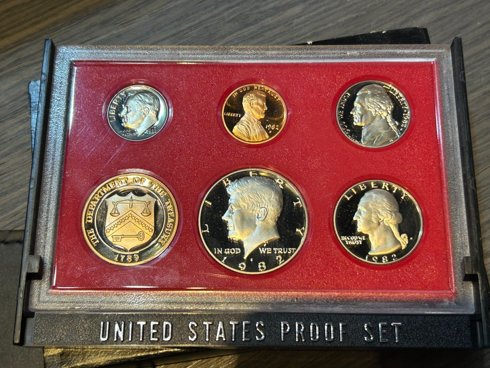 1982-S UNITED STATES MINT Small Date 5 Coin Proof Set | eBay