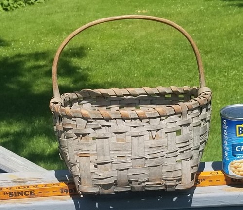 Antique 19th C Attic Find New England Splint Basket W/ HANDLE & OLD ...