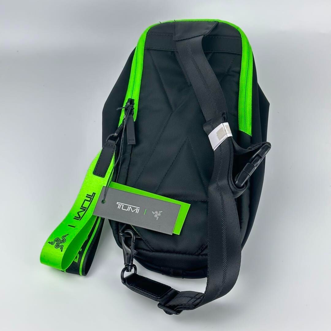 Tumi Razer Bozeman Sling Bag Nylon Travel 798701DGR Black Green Unused ...