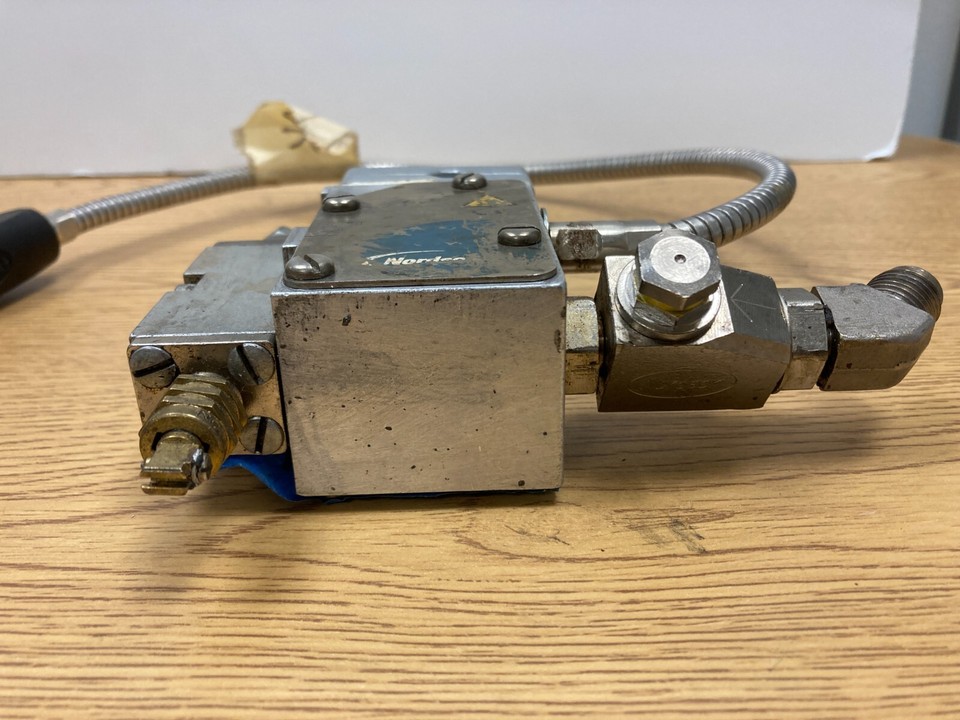 Nordson #8503591 Single HotMelt GlueGun Classic Blue T w/Module ...