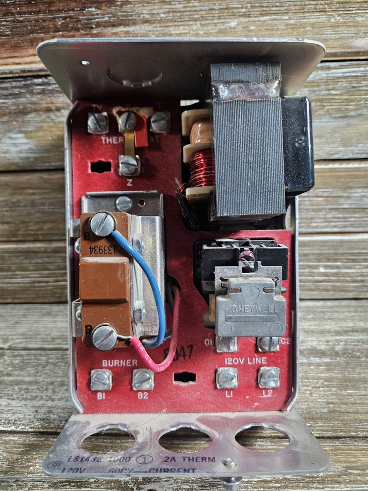 Honeywell L8148E 1000 Aquastat High Limit Relay Boiler Control | eBay