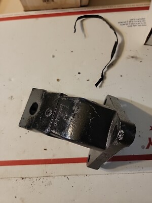 *OEM* 0710 Mercury Quicksilver 806507 Engine Mount Bracket | eBay