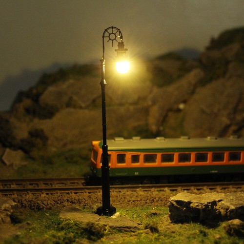 10pcs Model Railraod Train HO Scale Lamp Post 8.5cm 1:87 Street Light ...
