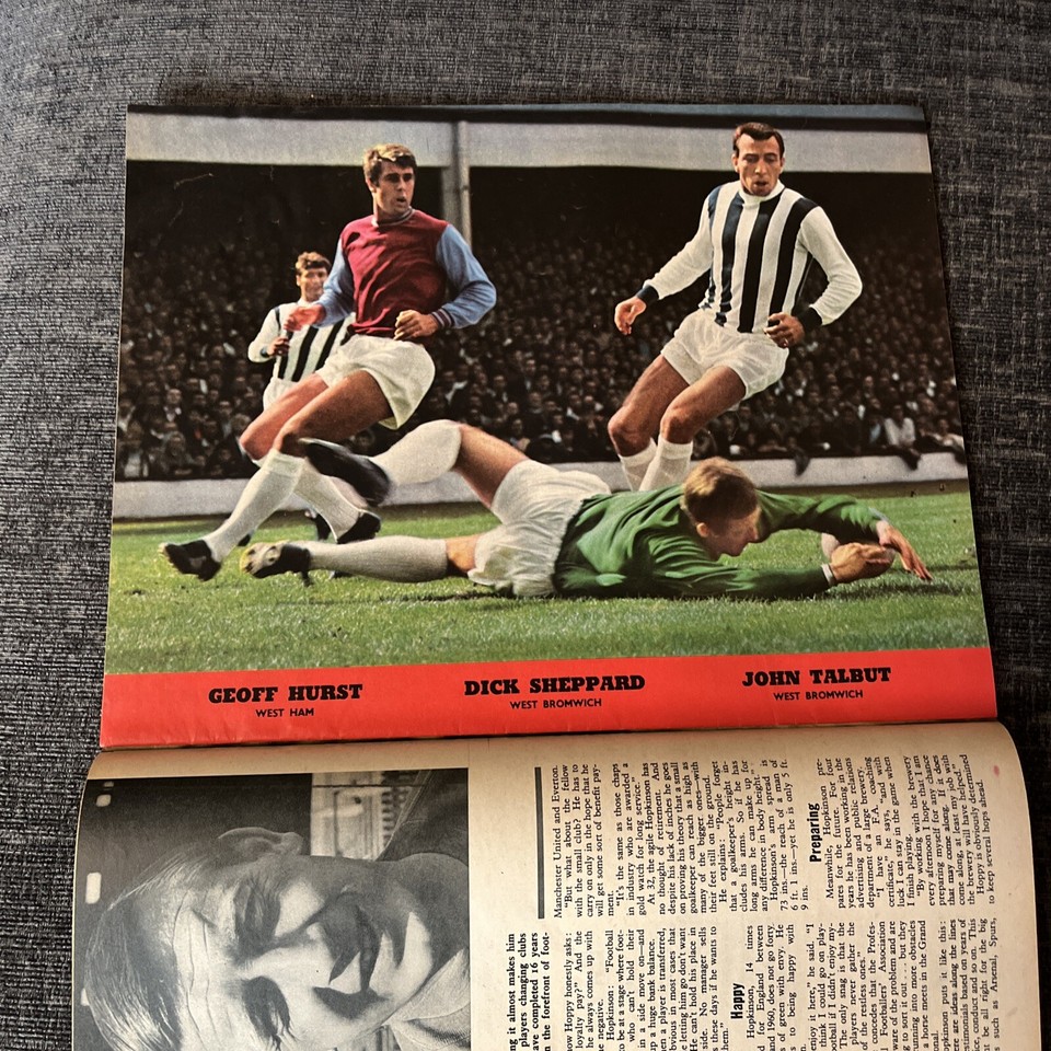 Goal Magazine - 9 Nov 1968 Southampton Alun Evans Geoff Hurst Peter ...