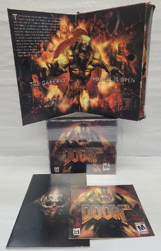 Doom 3 PC First Person Shooter Video Game 3 Disc CD Set in Box, Manual ...