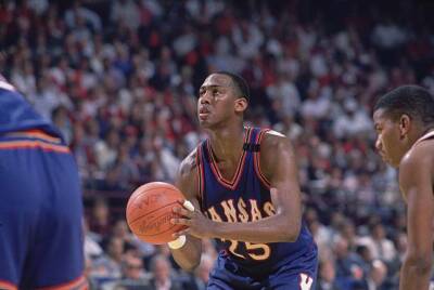 College Basketball NCAA finals Closeup of Kansas Danny Manning 1988 Old ...