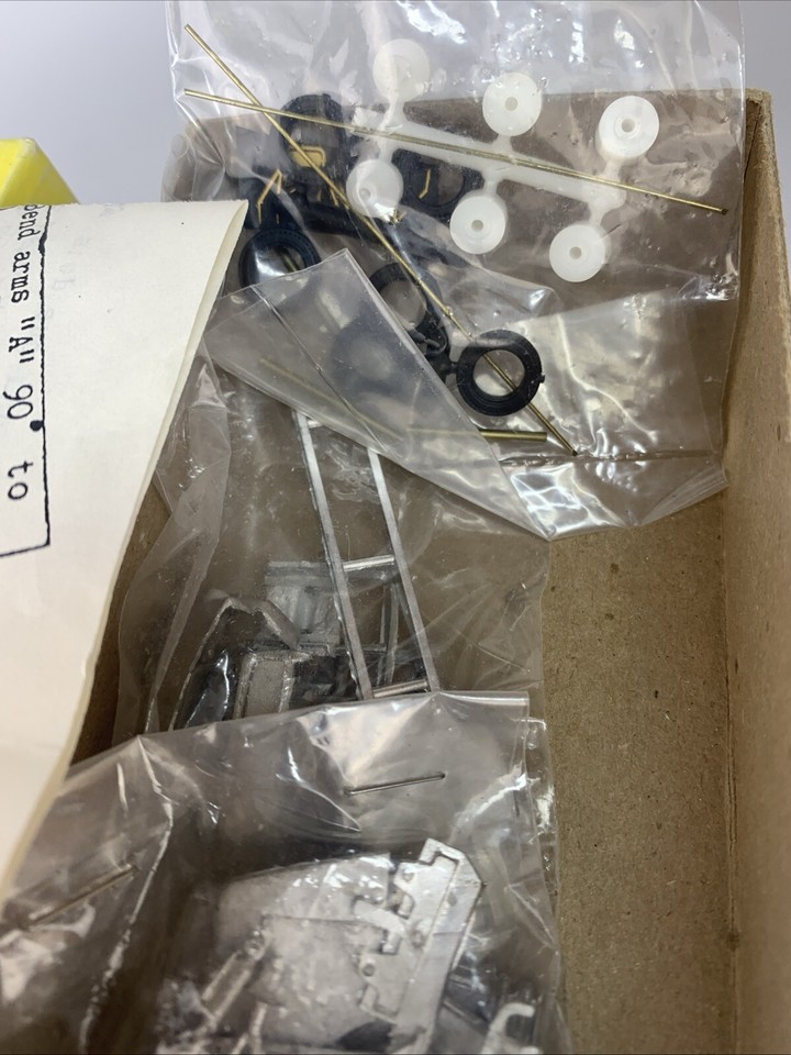 Alloy Forms 7007 Model Kit Ford Pierce LN Pumper Firetruck Metal HO ...