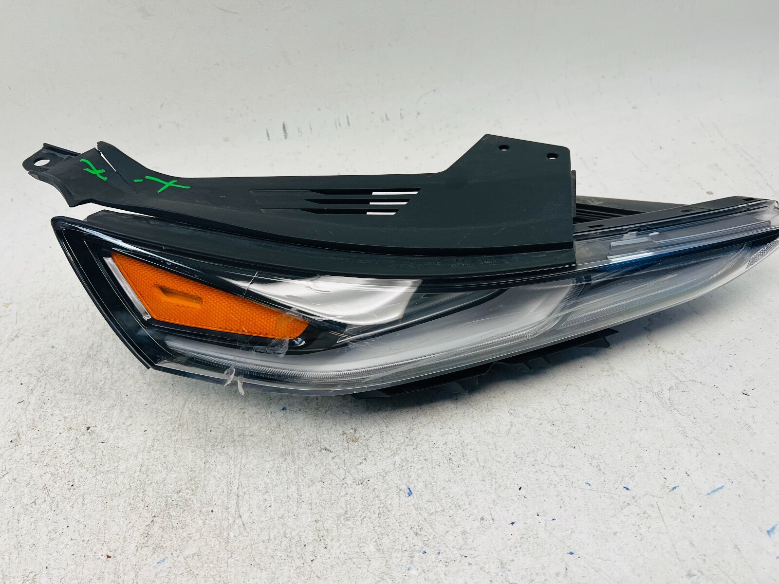 2019 2020 Hyundai Santa Fe OEM Passenger Right DRL LED RH Headlight ...
