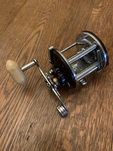 VTG. PENN NO.9 PEERLESS BAITCASTER~SALTWATER~CLICK STAR DRAG~ | eBay