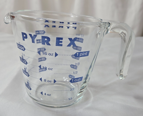 Vintage Pyrex Blue Letter Glass Measuring Cup 2 Cup Capacity (500 ml ...
