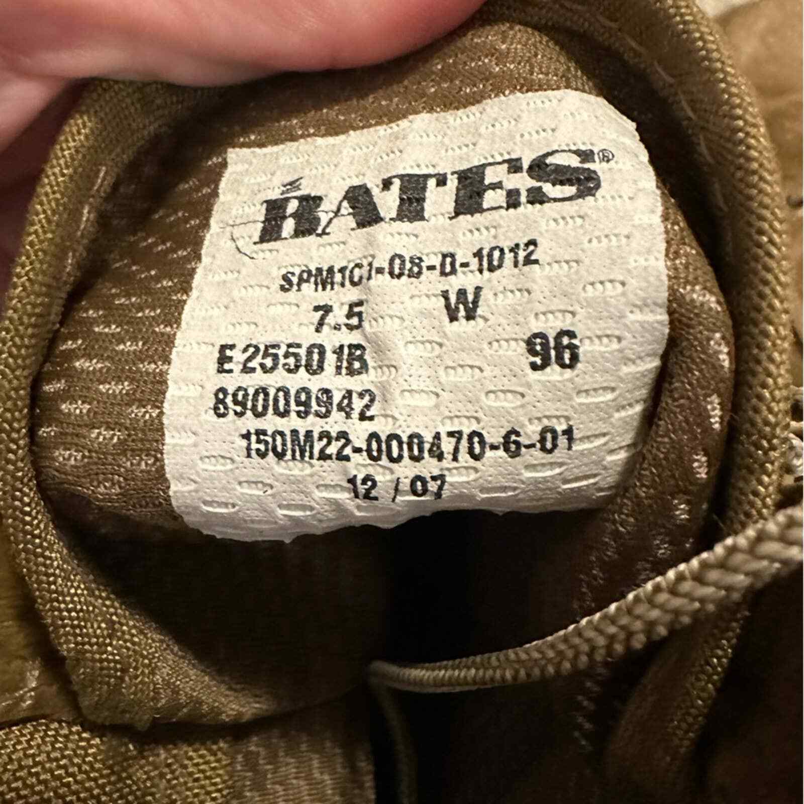 Authentic USMC Bates Desert Combat Boots- Men’s 7.5/8 - Gem