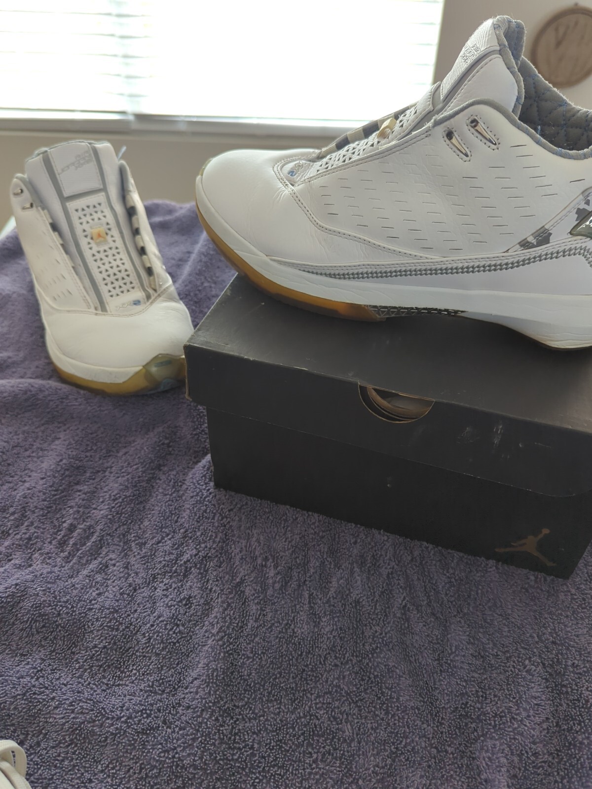 Nike Air Jordan XXII 22 OG "White and UNC blue" 2007 low 5/8 Men's size ...