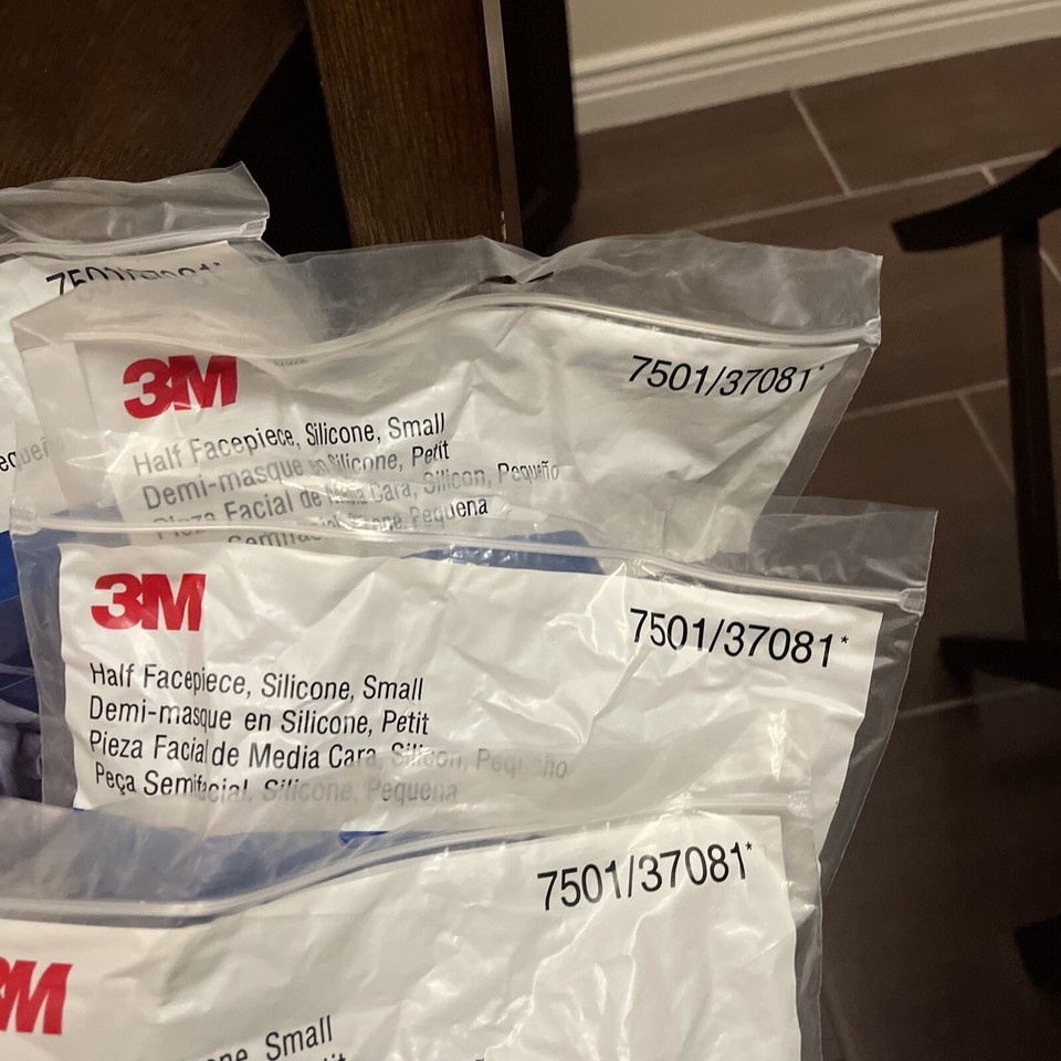 3M 7501/37081 Half Facepiece Silicone Respirator Reusable Small - 7 ...