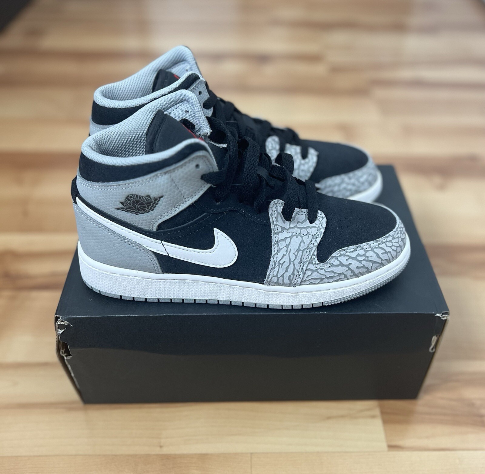 Jordan 1 Mid SE Elephant Toe- Size 7Y | eBay