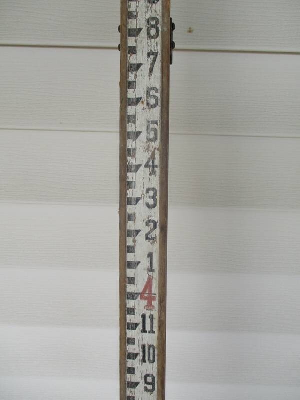 VINTAGE SLIDING 5' WOOD SURVEYORS MEASURING STICK LEVELING ROD | eBay
