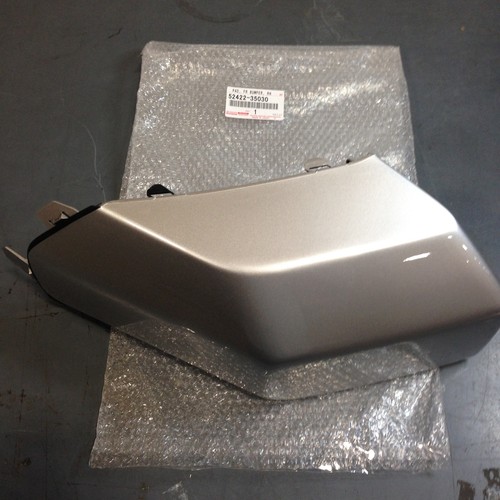Genuine OEM Toyota 52422-35030 Passenger RH Front Bumper Pad Cap 2007 ...