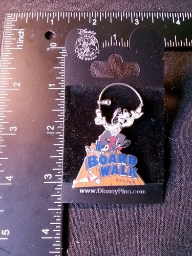 WDW Walt Disney World 2008 Boardwalk Resort GOOFY Juggling PIN #51527 ...