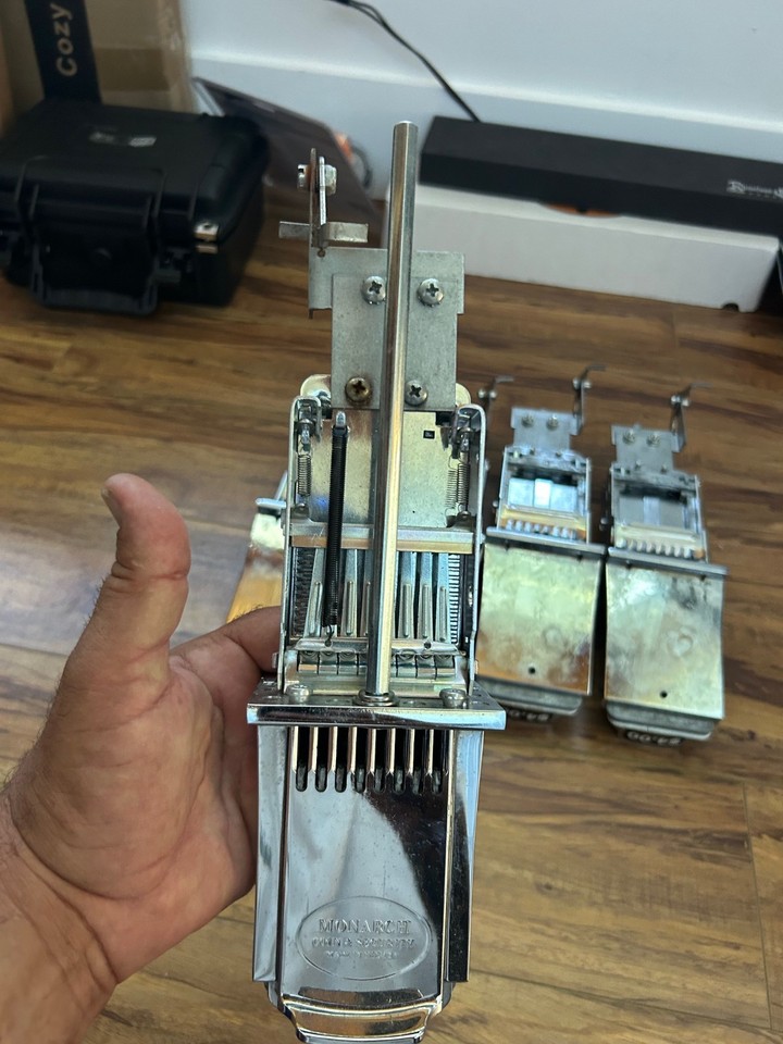 Coin Slide Monarch Vertical 16 Coin Chutes - Chrome $4.00 ESD/Greenwald ...