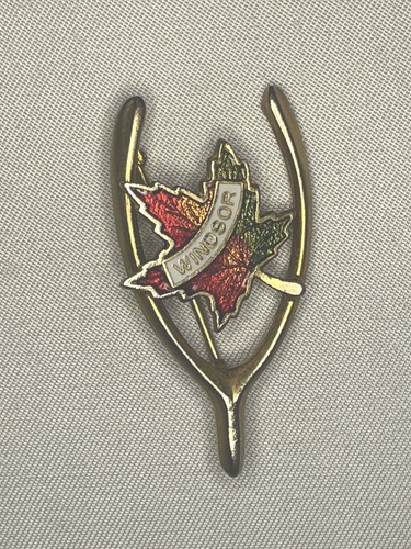 VTG Gold Tone Windsor Canada Leaf Wishbone Enamel Pin Brooch Costume | eBay