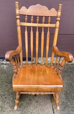 1800-1899 - Wood Rocking Chairs