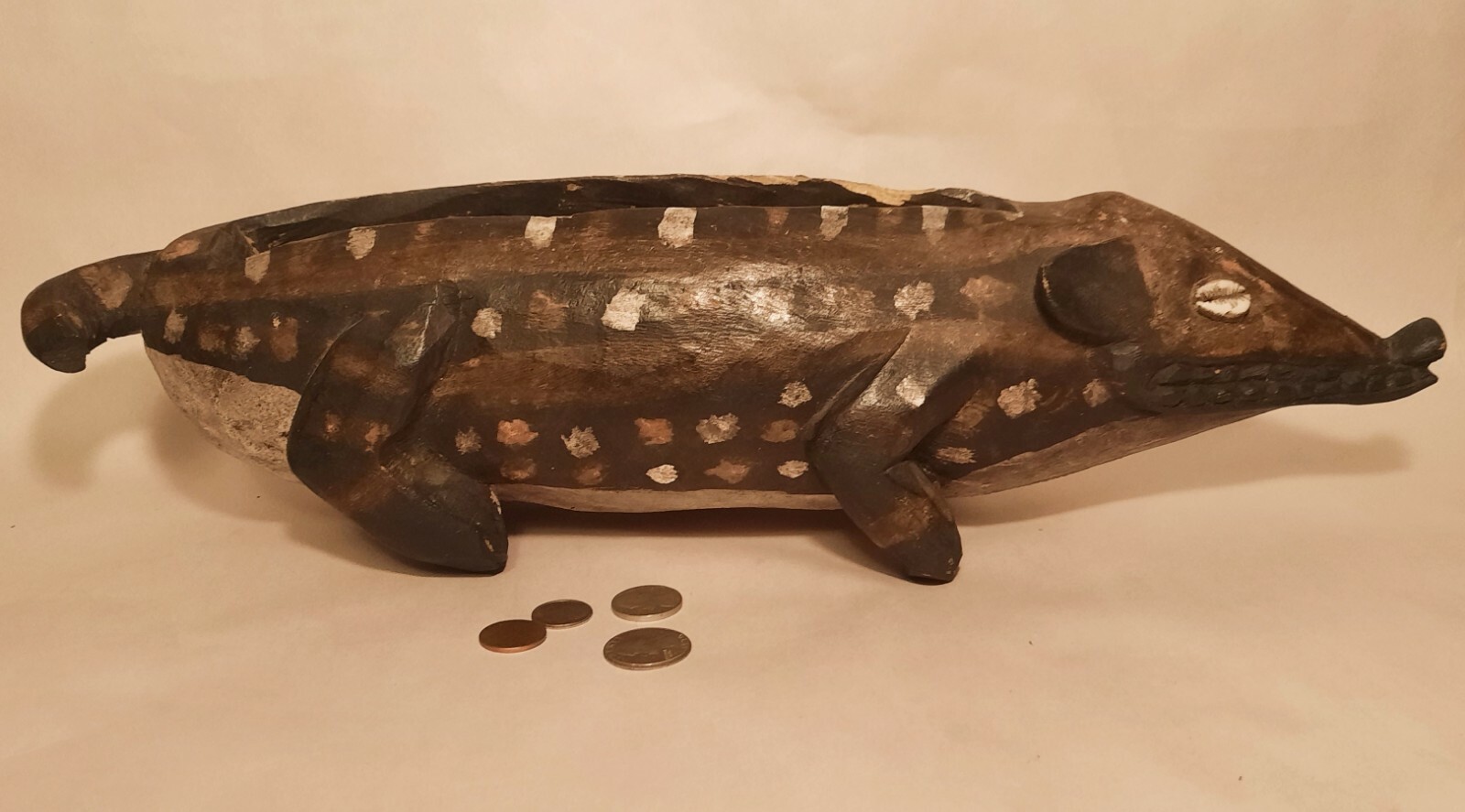 SLIT DRUM vtg wild boar pig pacific island tiki wood carving papua new ...