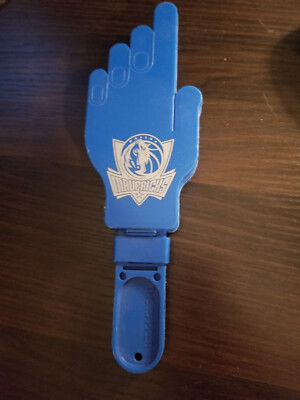 919 Dallas Mavericks HAND CLAPPER Souvenier vintage basketball noise ...