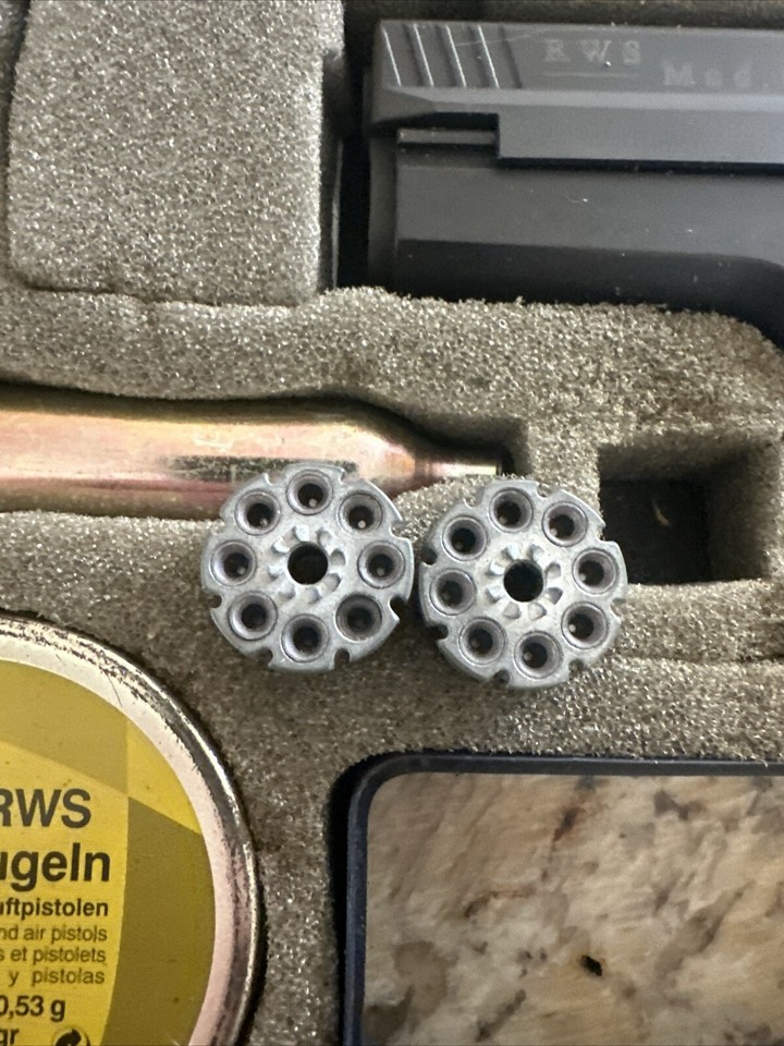 Vintage RWS C225 .177 4.5mm Caliber Co2 Air Pistol Sig Sauer P225 Copy ...