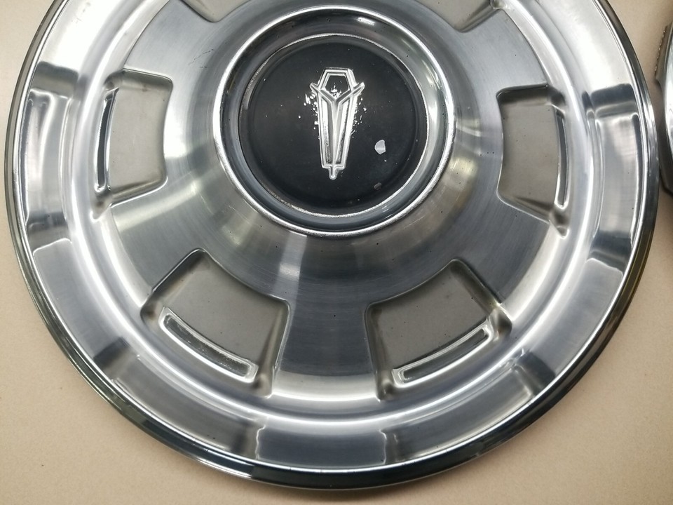*TWO* Vintage 1967-1969 Plymouth Barracuda 14" Wheel Covers Hubcaps ...