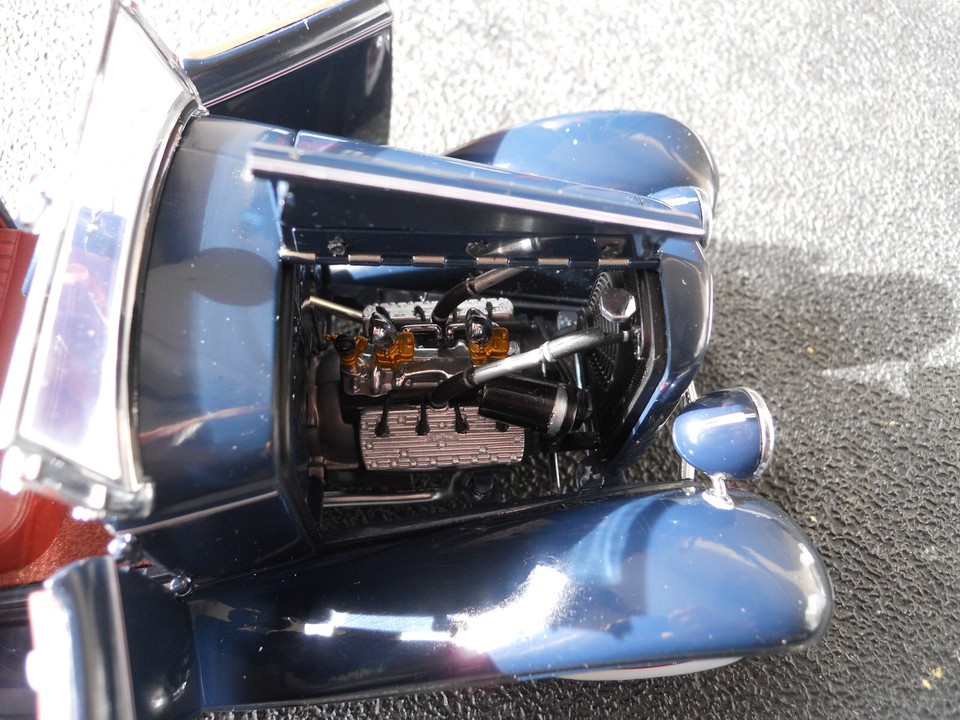 1932 Ford Highboy Deuce Coupe in custom Regal Blue Diecast Model Scale ...