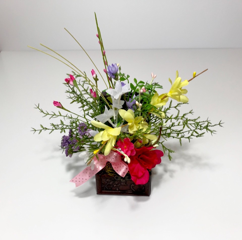 SPRING FLOWERS SMALL WOODEN CHEST KEEPSAKE BOX MINI NOVELTY EASTER GIFT ...
