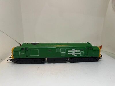 Hornby OO Gauge Railways R365 Class 37 Diesel Co-Co #37072 Green circa ...