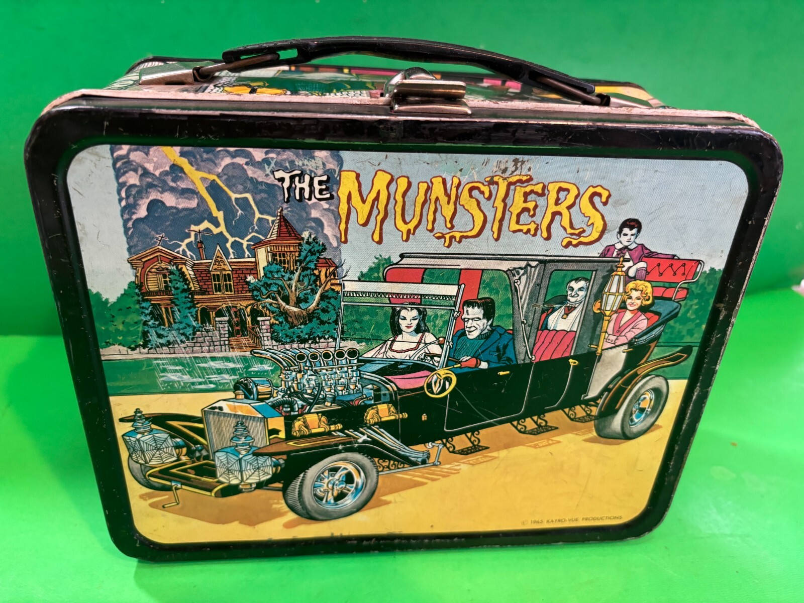 1965 The MUNSTERS Vintage Kayro-Vue Metal LUNCH BOX | eBay