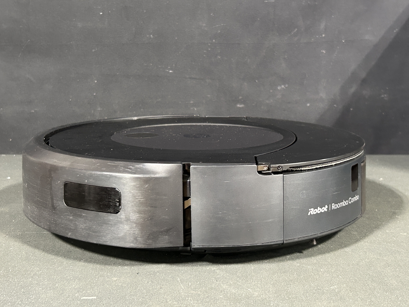 iRobot Roomba Combo j9+ Robot Vacuum & Mop W Self Emptying Tower Black ...