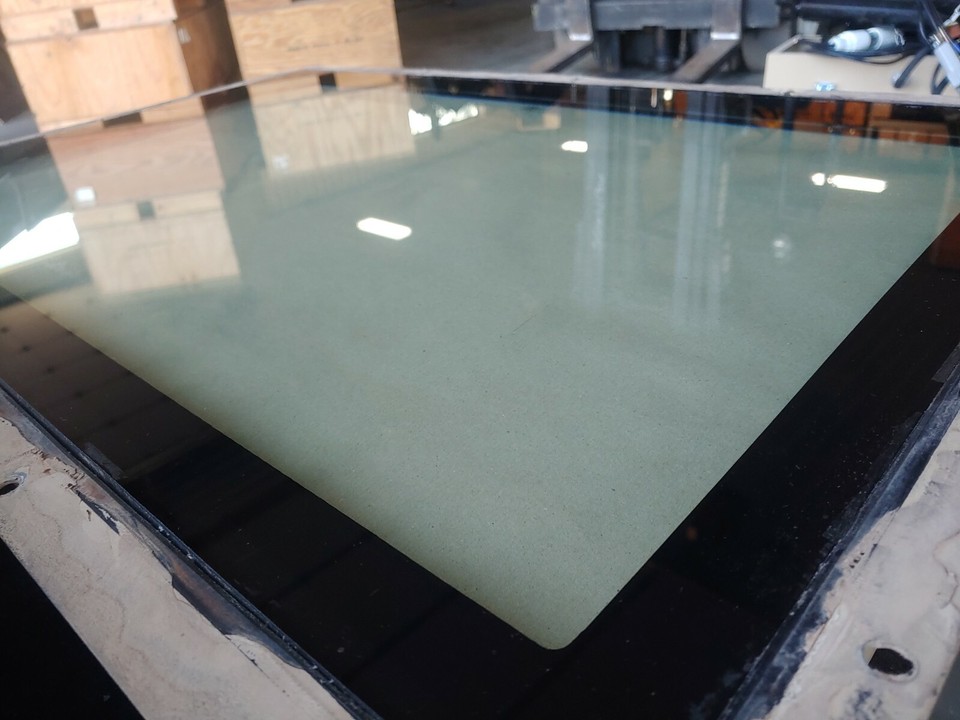 MaxxPro Windsheild Window Glass Armored Glass MRAP MaxPro Caiman RG31 ...