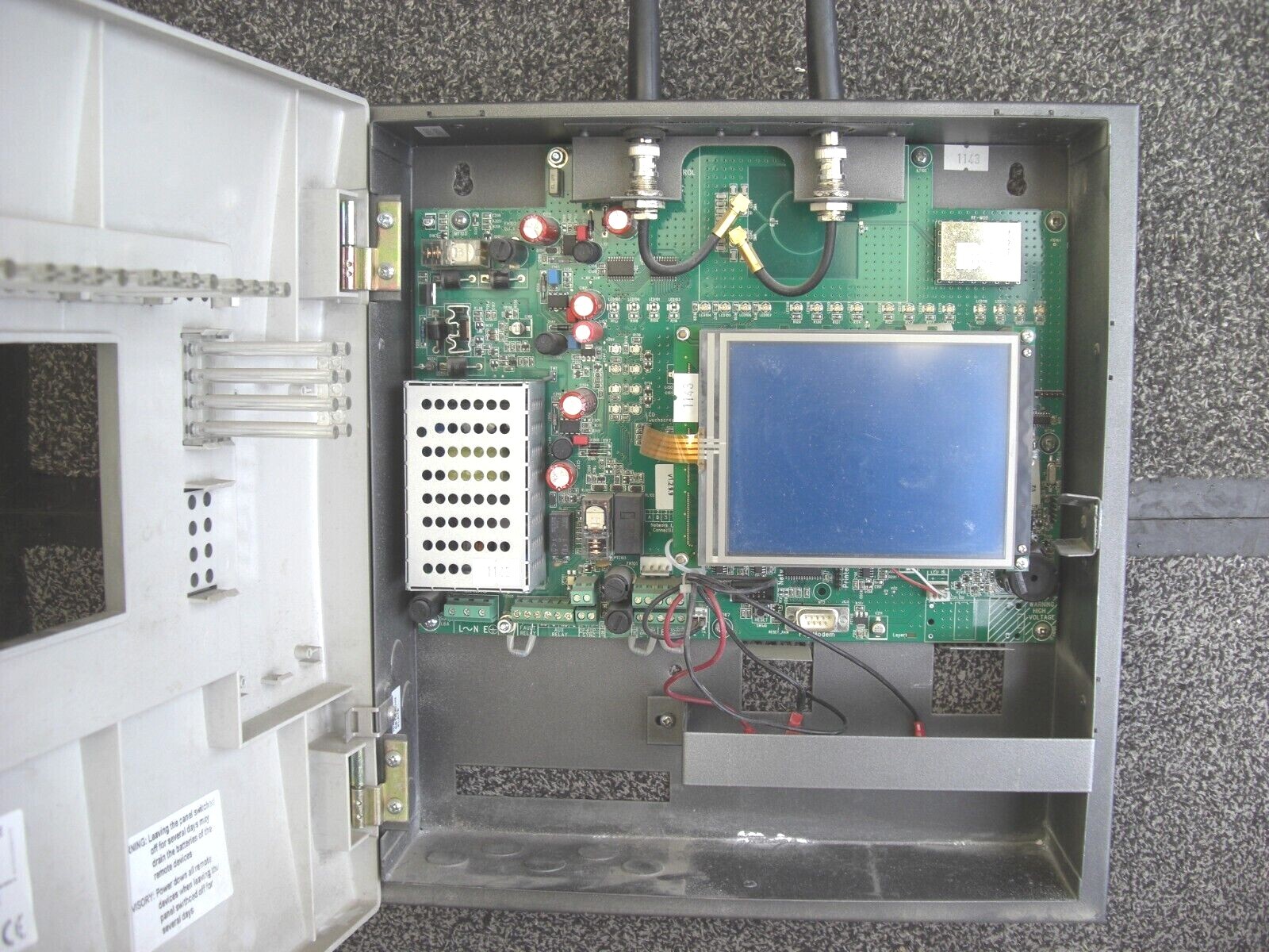 £420 - Eaton Cooper Fire CW9000 Radio | Grelly UK