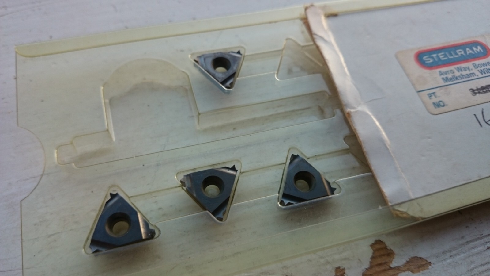 4 Stellram threading inserts 16IR 1.75ISO P30 ( 16IR1.75ISO 16NR 1.75 ...