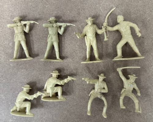 Vintage 1950s Marx 60mm 7th Cavalry Plastic Figures Tan color Lot of 8 ...