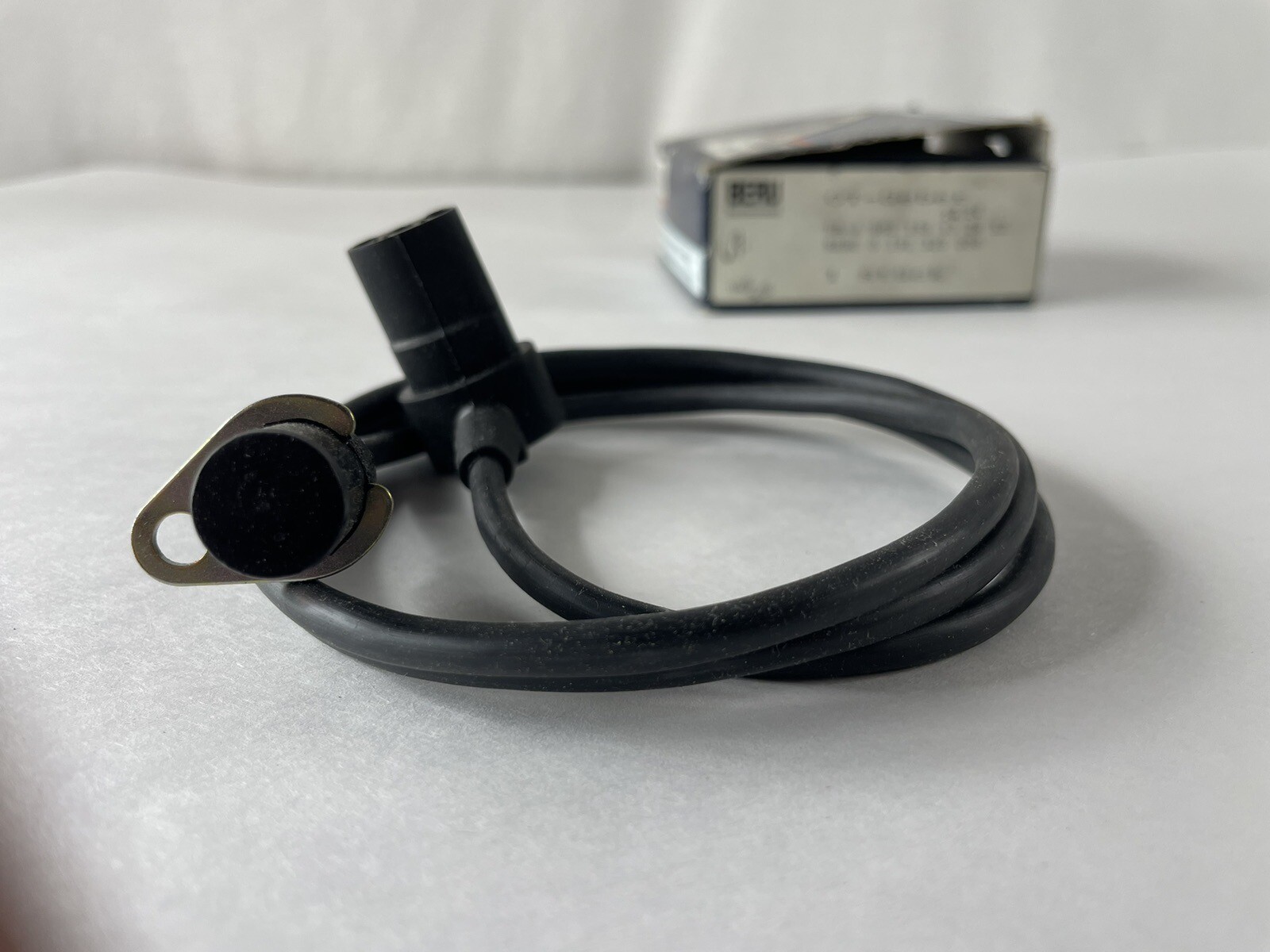 Mercedes-Benz S W140 Crankshaft Crank Position Sensor A0021531328 OEM ...
