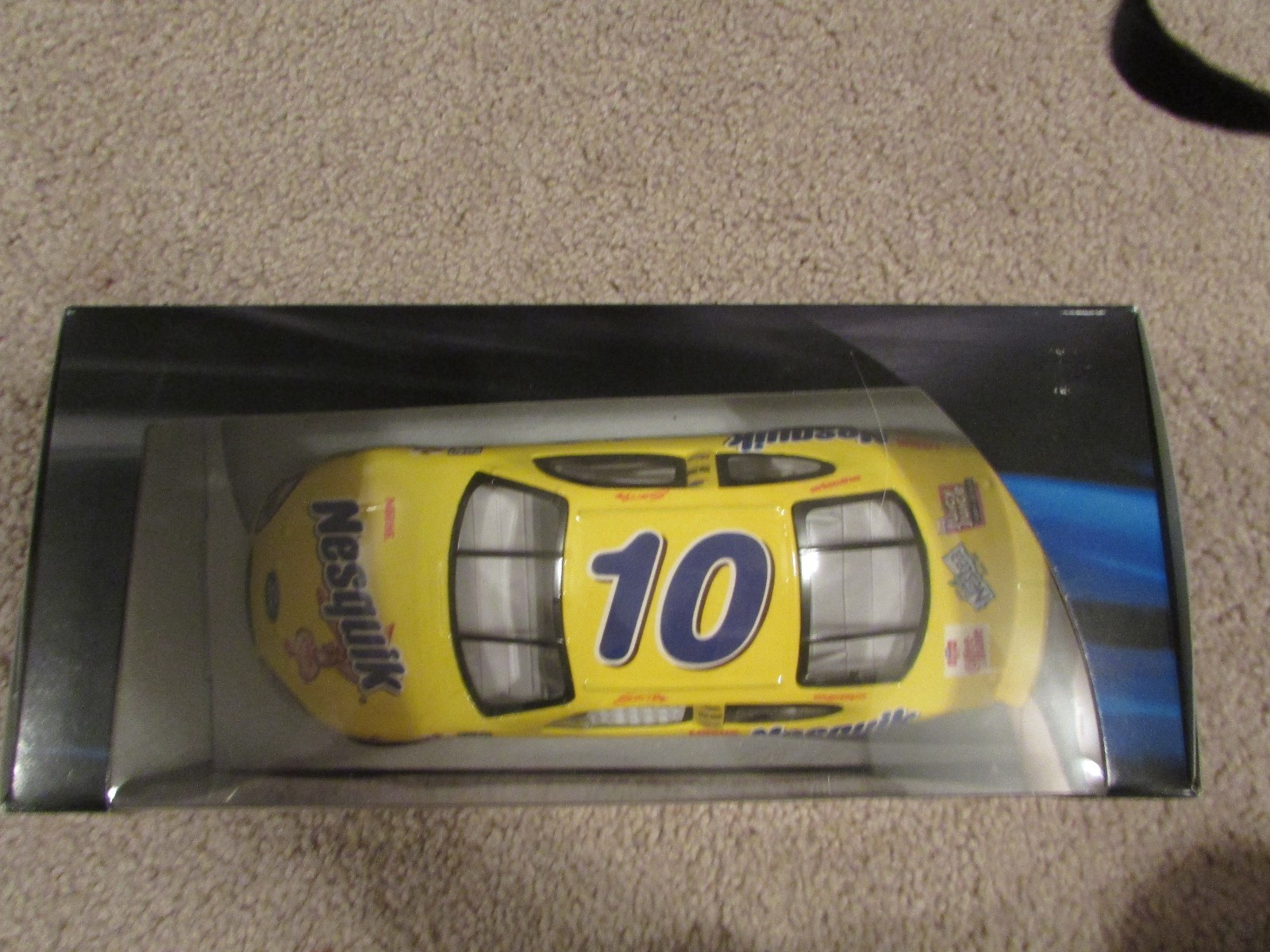 HOT WHEELS RACING # 10 NESQUICK 1:24 SCALE DIECAST CAR - NIB | eBay
