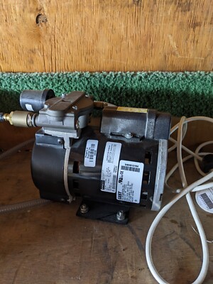 Gast Oil-Less 200-240V 1ph 100psi 2CFM max Air Compressor-71R142-P001B ...