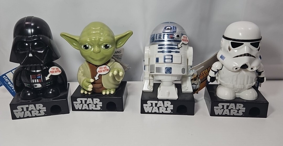 Lot of 4 Star Wars Character Candy Dispensers - Vader, R2D2, Yoda No ...