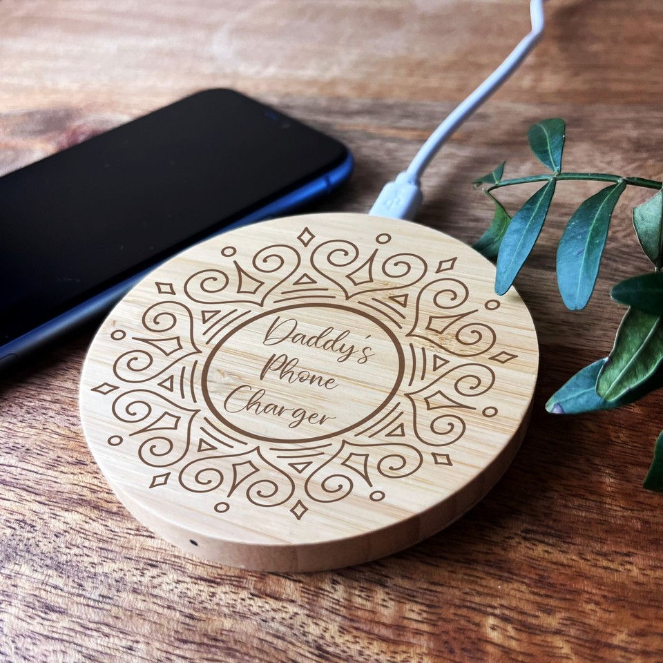 Fancy Circle Border Daddy's Phone Charger Personalised Round Phone ...