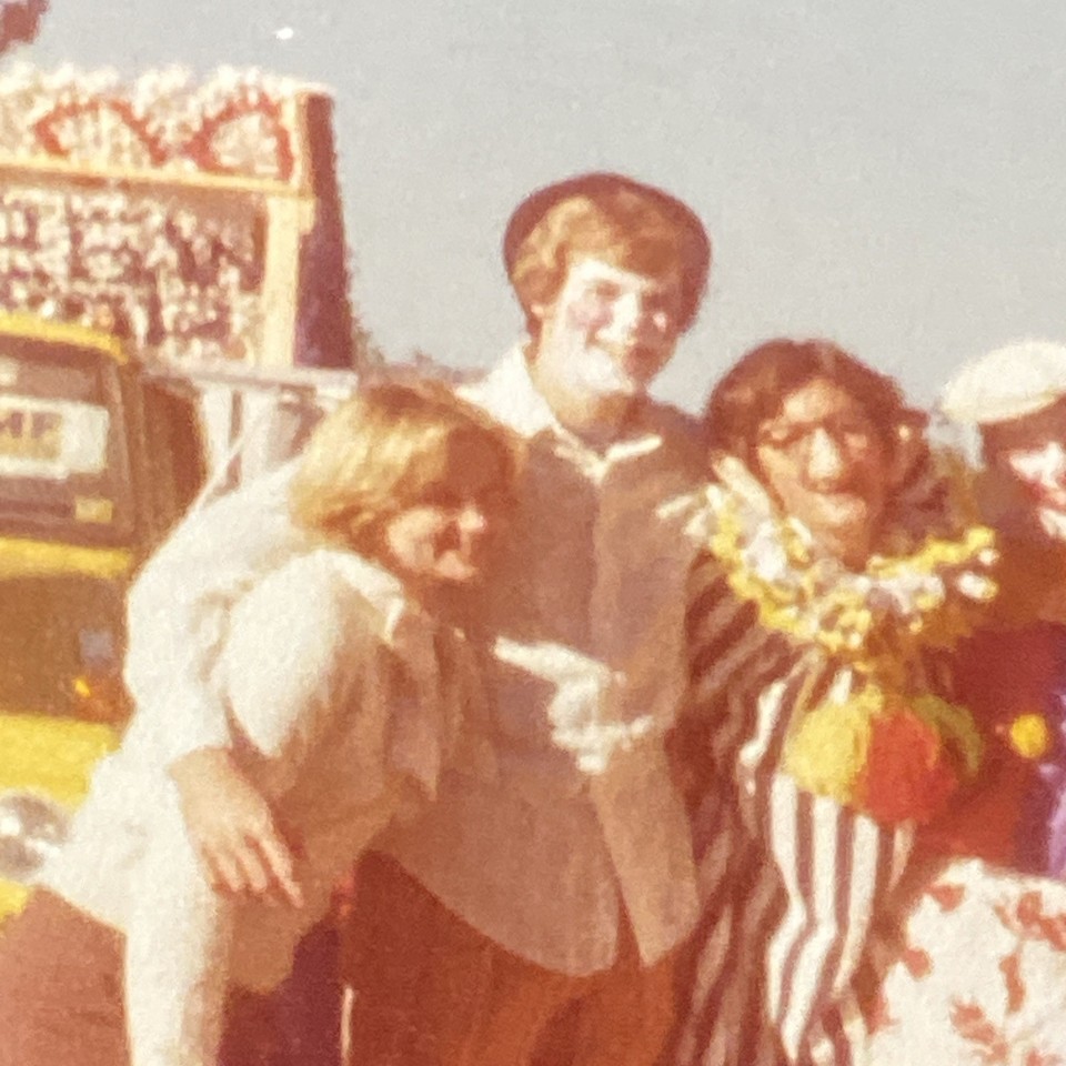 1970s College Girls & Guys Clown Costumes Circus Face Makeup ...