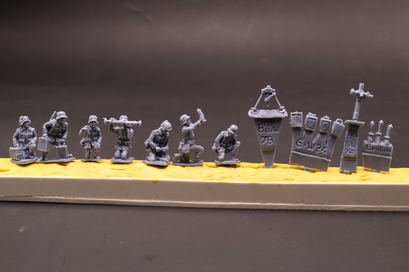 1/72 World War II German 80mm Artillery 7-Man Team Resin Model | eBay