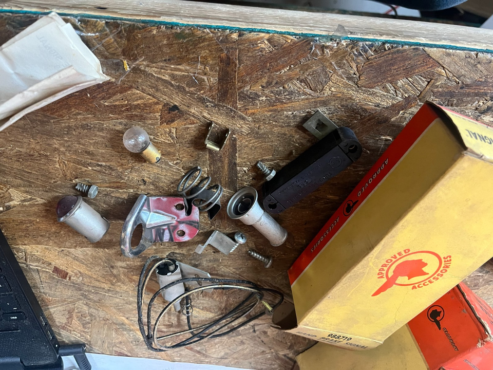 1957 Pontiac NOS Hand Brake Signal Lamp | eBay