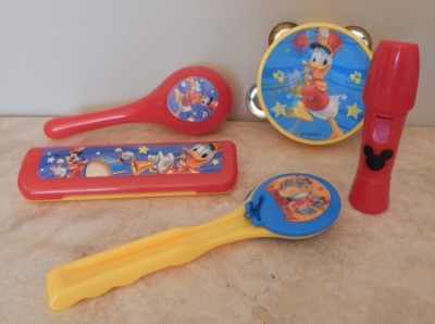 DISNEY 5 PIECE MUSICAL INSTRUMENT SET W/ HOLOGRAMS DONALD, MICKEY ...