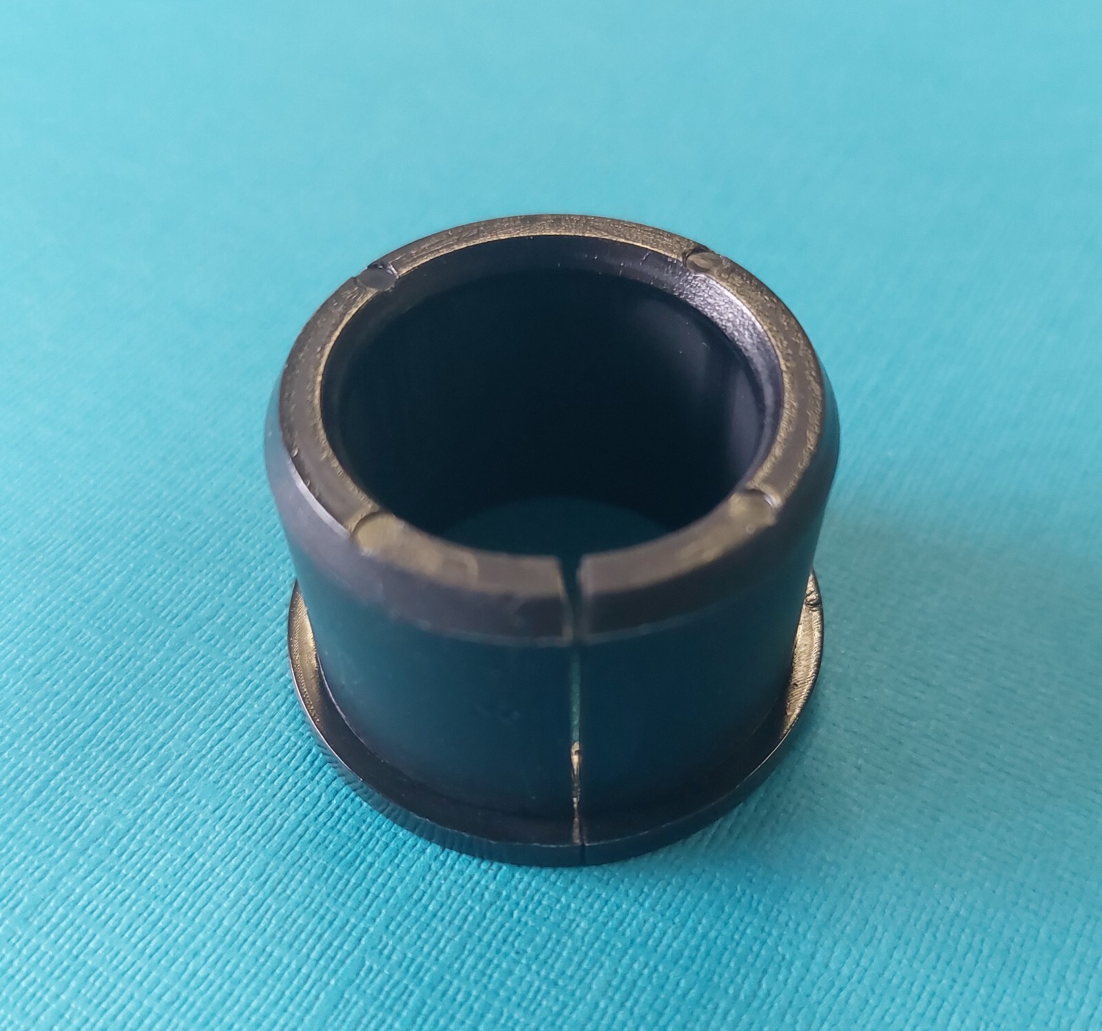 Black Nylon Plastic Bush Split, 39mm Head, OD 35 x ID 25.6mm, Length ...