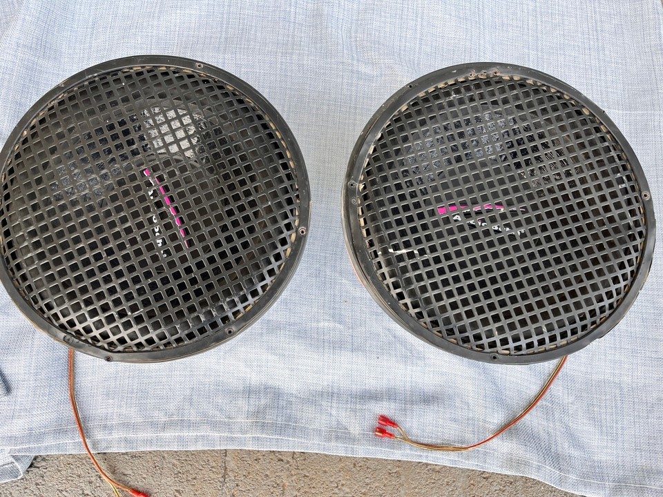 PAIR Audiobahn Subwoofer 12”Aw1251Q 400Watts W/2Plastic Grills As Bonus ...